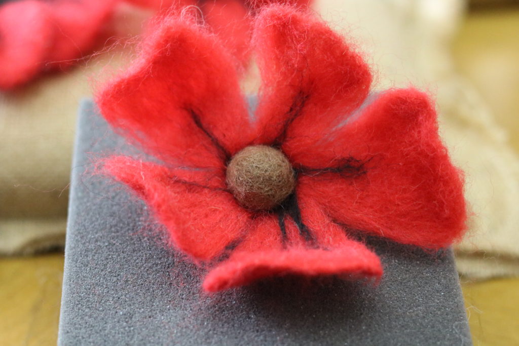 Flower needle felting pattern download for complete beginners ...